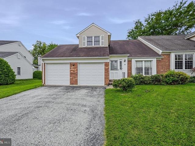 5 Long Meadow Ct, Newark, DE 19711