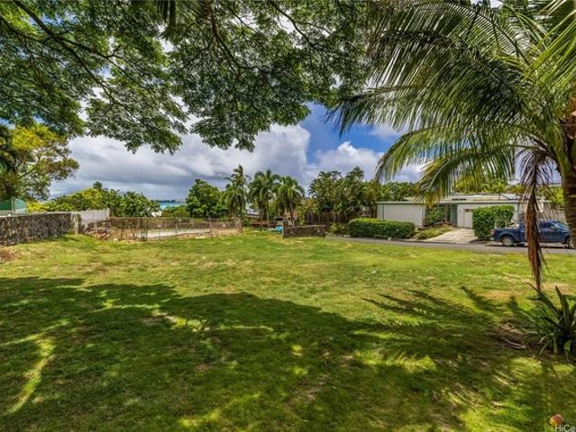 5 Paku Pl, Kaneohe, HI 96744