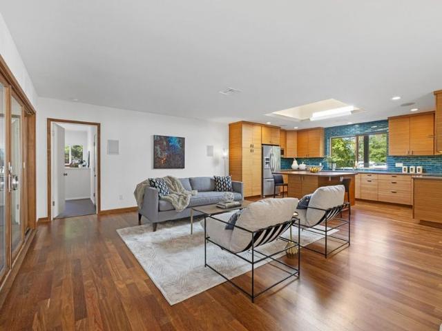 5 Parkside Dr, Davis, CA