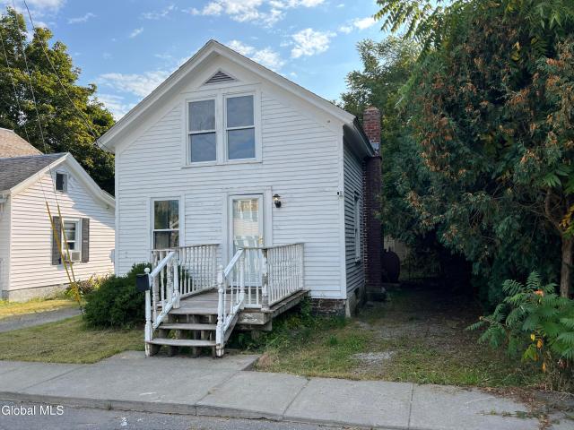 5 Pearl St, Granville, NY 12832 | Compass