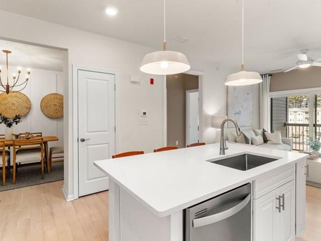 5 Peters Farm Way Unit 410, Westborough, MA 01581