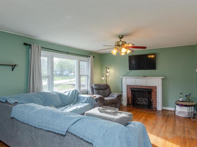 5 Pinefield Drive
