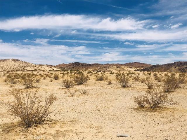 5 Pipeline Rd, Twentynine Palms, CA 92277 | MLS #JT26030