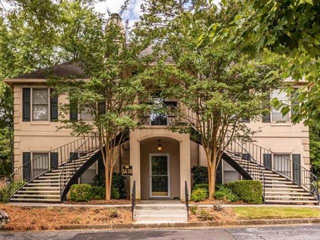 5 Plantation Dr NE #A, Atlanta, GA 30324
