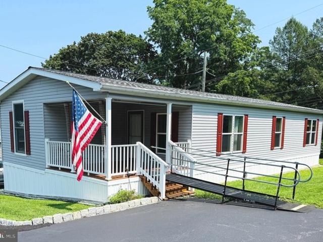 5 Ploskina Ln, Glenmoore, PA 19343