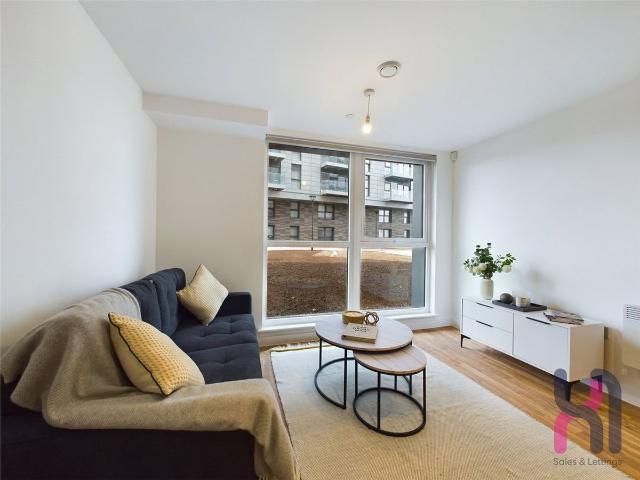 5 Pomona Strand, Manchester M16, 1 bed flat to rent, £1,050 pcm | PrimeLocation