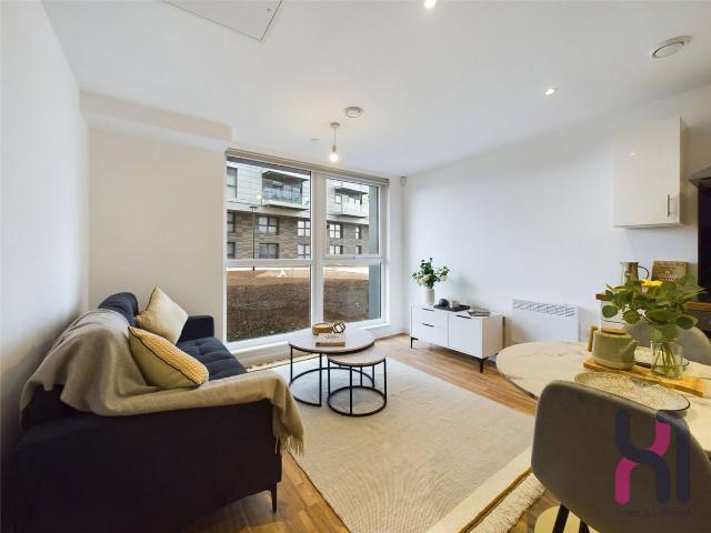 5 Pomona Strand, Manchester M16, 1 bed flat to rent, £1,050 pcm | PrimeLocation