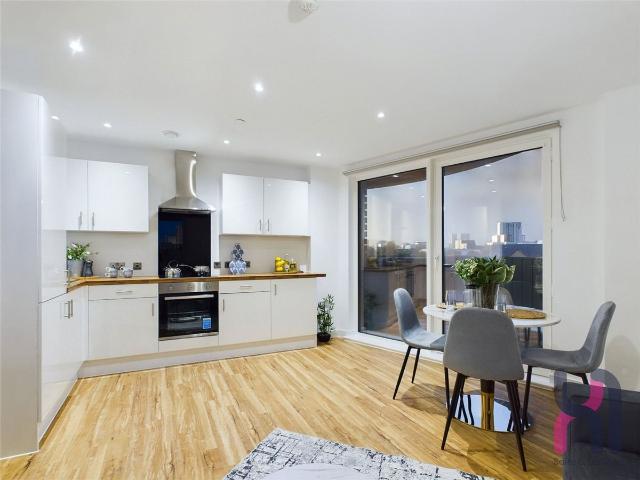 5 Pomona Strand, Manchester M16, 2 bed flat to rent, £1,350 pcm | PrimeLocation