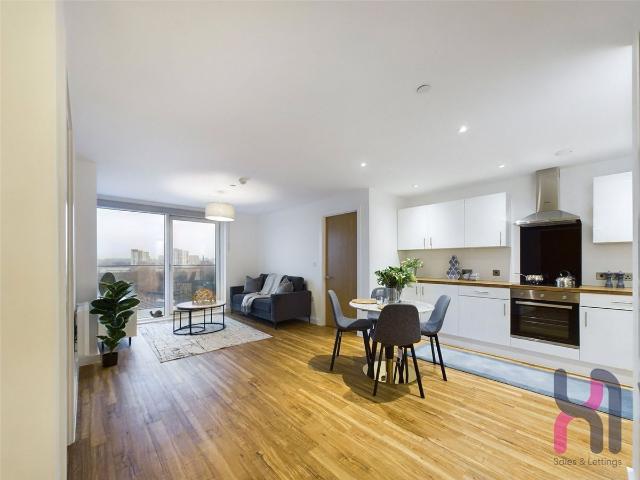 5 Pomona Strand, Manchester M16, 2 bed flat to rent, £1,375 pcm | PrimeLocation
