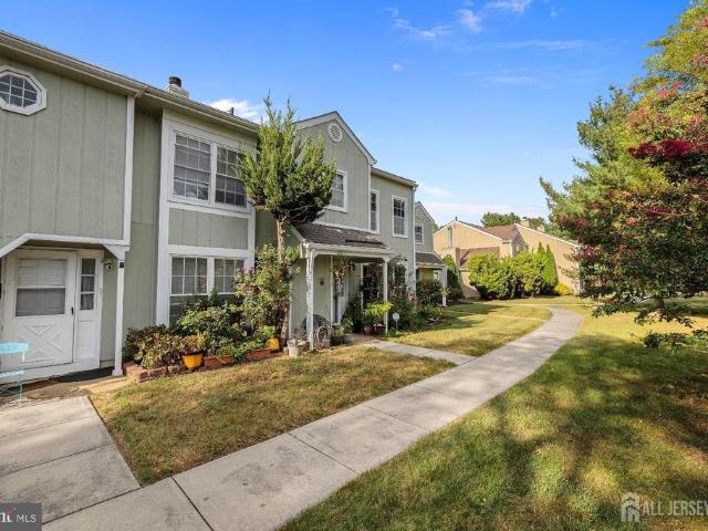 5 Pond View Drive