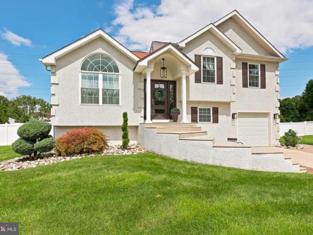 5 Poplar Court