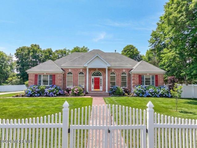5 Popper St, Manahawkin, NJ 08050