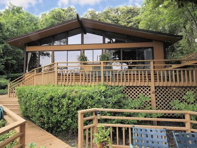 5 Poquito Rd, Shalimar, FL 32579