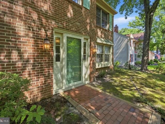 5 Prince Andrew Court