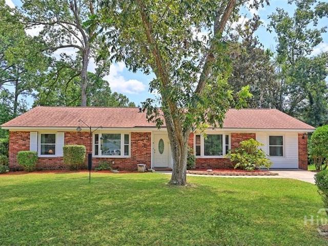 5 Prince Charles Ct, Savannah, GA 31406