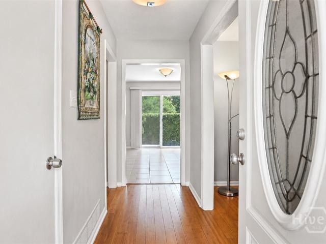 5 Prince Charles Court