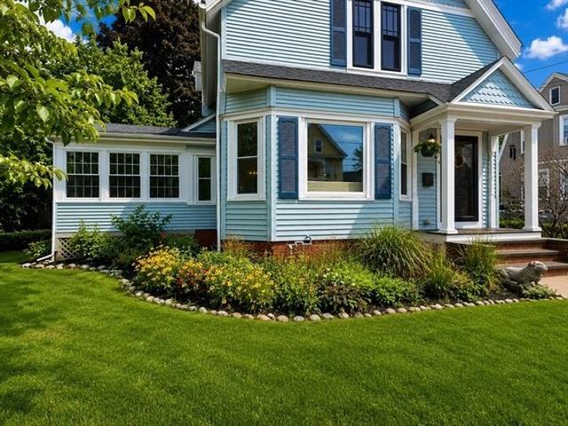 5 Prospect St, Attleboro, MA 02703
