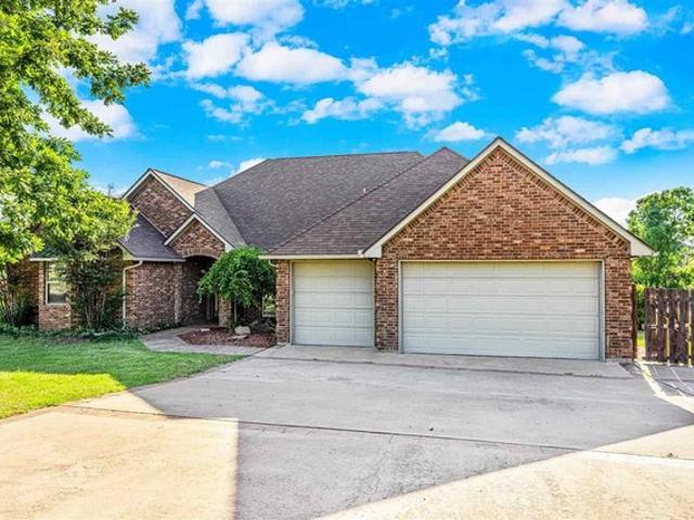 5 Quanah Mountain Rd, Lawton, OK 73507