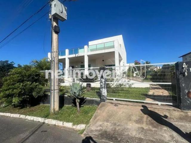 5 Quartos | 4 Suítes | Garagem para 8 Carros | Varanda | Condomínio Regularizado