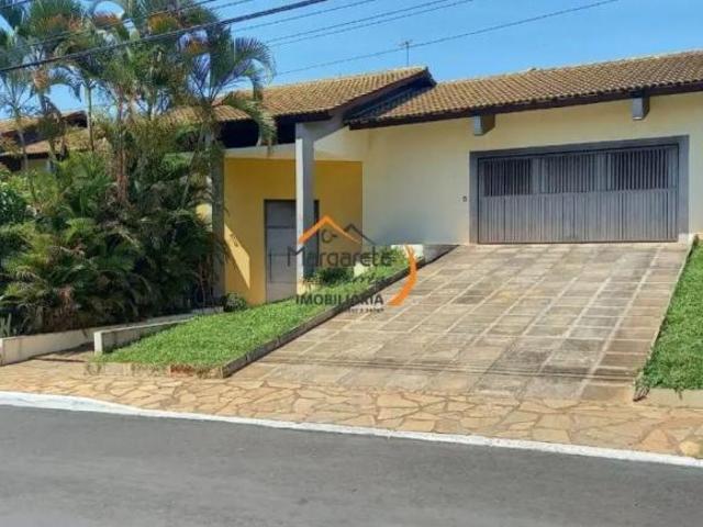 5 QUARTOS, SENDO 5 SUÍTES E 1 SUÍTE MASTER/PISCINA AQUECIDA/CHURRASQUEIRA/SAUNA