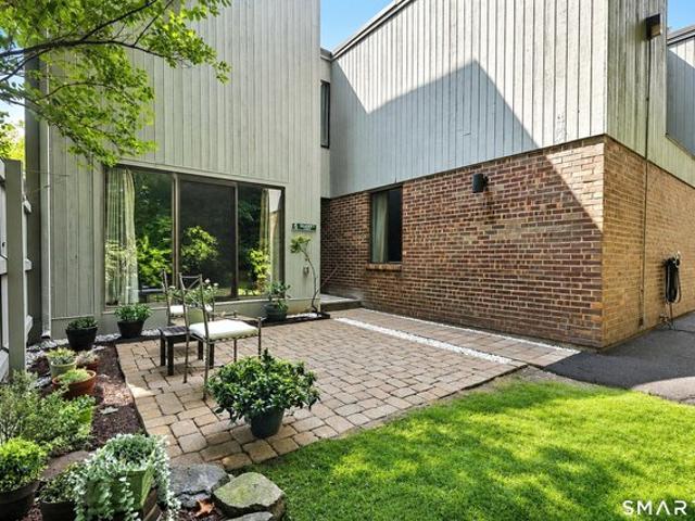 5 Quarry Cor Unit 5, Ridgefield, CT 06877