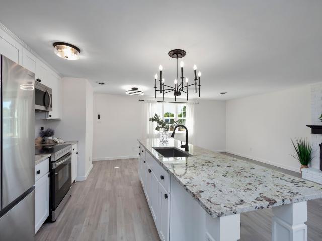 5 Raintree Cv