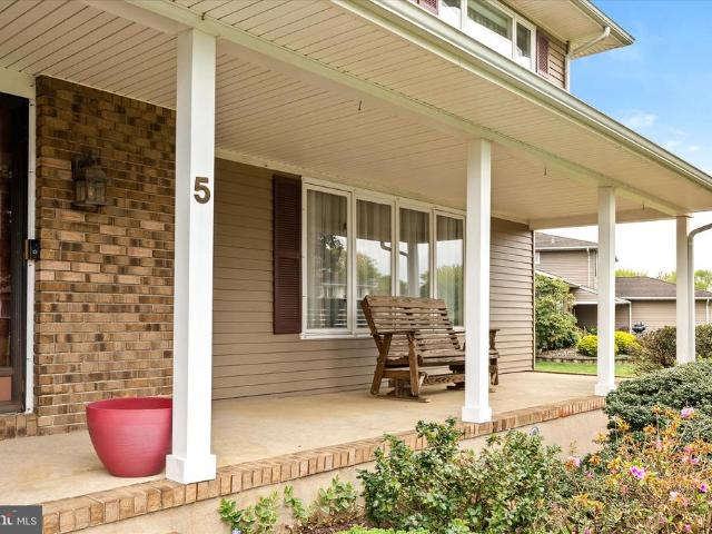 5 Ray Dwier Drive