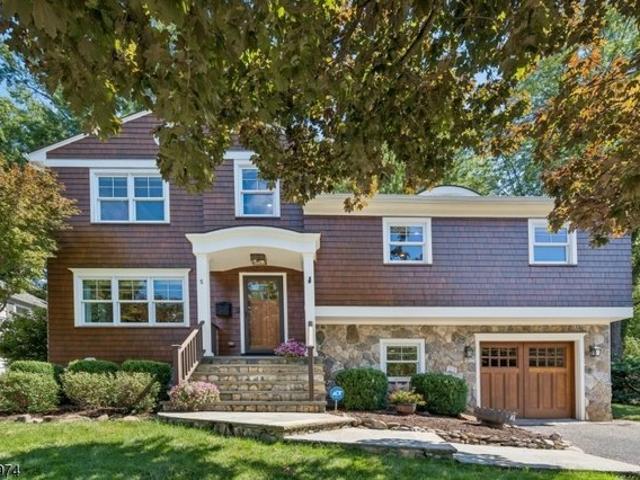 5 Raymond St, Chatham, NJ 07928