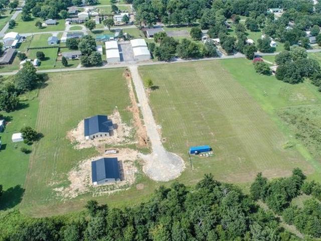 5 Reagan Dr, Eufaula, OK 74432