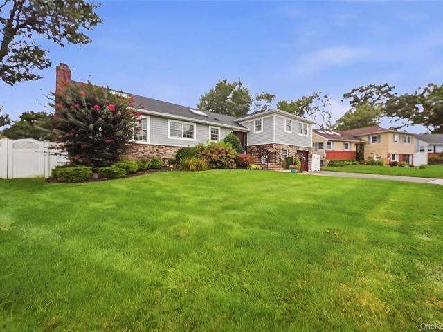 5 Renee Place