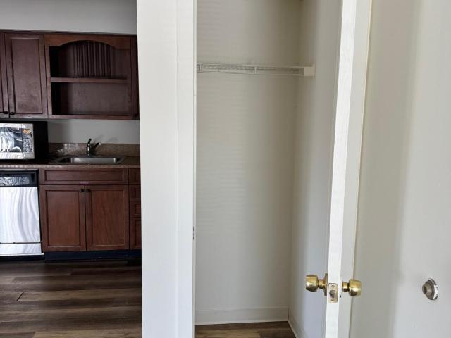 5 Residence Inn Drive 101 #