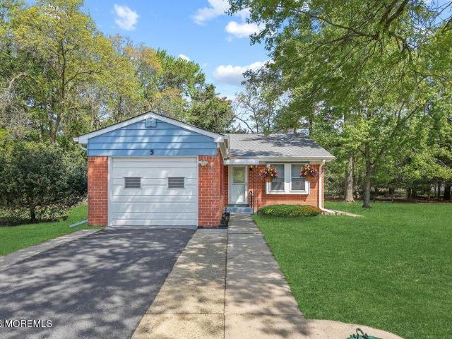 5 Revere Court