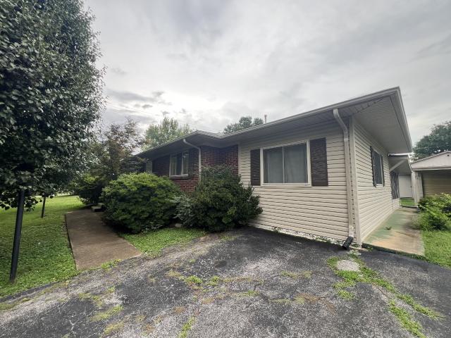 5 Richmond Dr