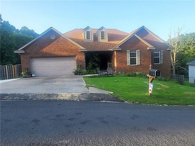 5 Rillington Ln, Bella Vista, AR 72714
