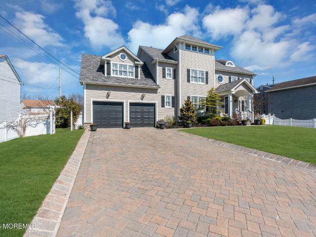 5 Riverdale Avenue