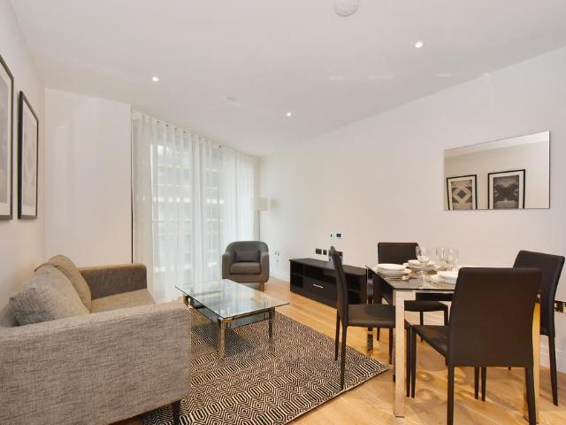5 Riverlight Quay, Battersea, London. 1 bed flat to rent £3,000 pcm £692 pw