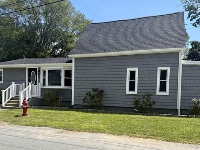 5 Rock St, Westport, MA 02790