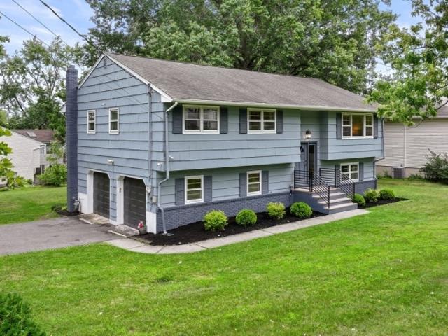 5 Rockaway Pl