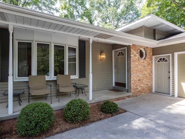 5 Robin Ct Court