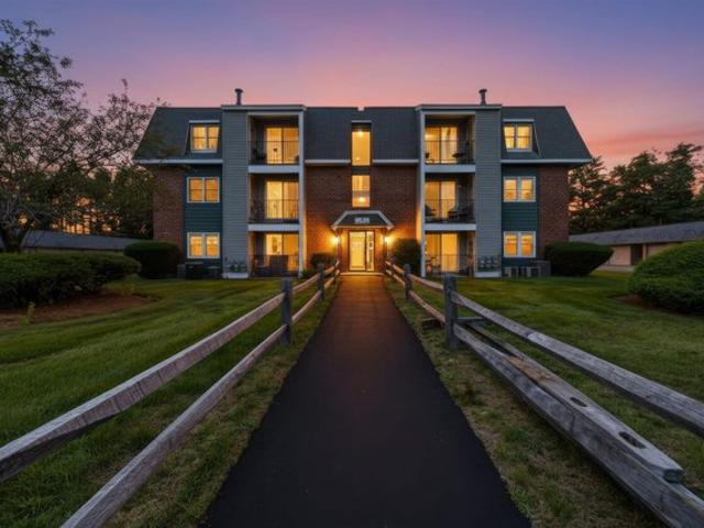 5 Roedean Dr Apt 302, Nashua, NH 03063