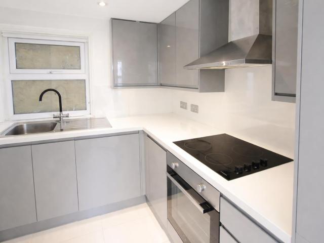 5 room apartment to let