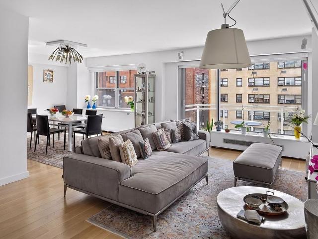 5 room luxury Apartment for sale in New York