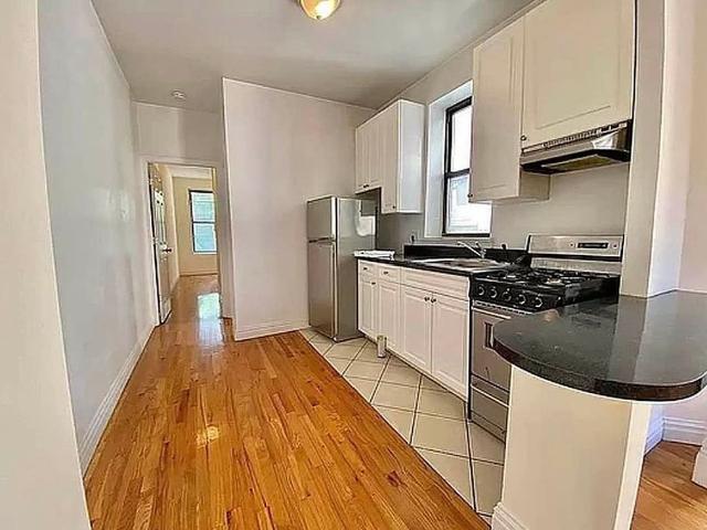 5 room luxury Apartment for rent in 243 West 107th Street, New York