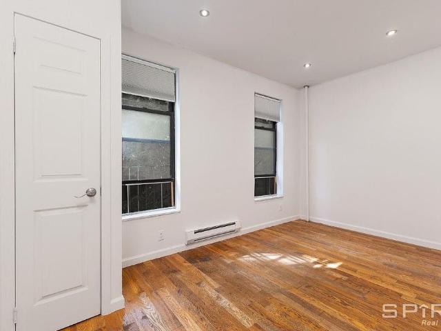 5 room luxury Flat for rent in 204 West 108th Street, New York