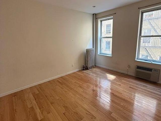 6 room luxury Apartment for rent in West New York, New Jersey