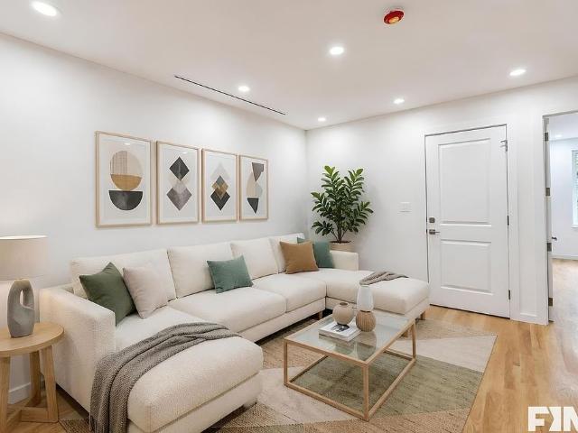 5 room luxury Townhouse for rent in Brooklyn, United States
