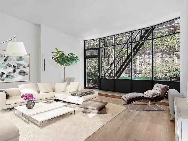 5 room luxury Townhouse for rent in New York, United States