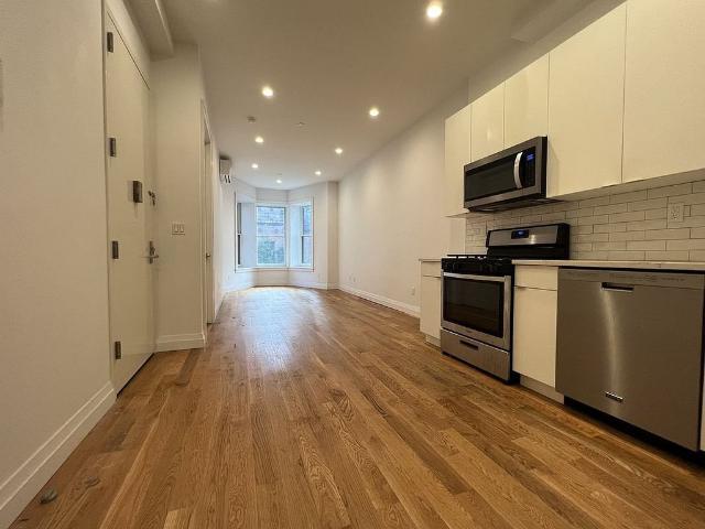 5 room luxury Townhouse for rent in New York, United States