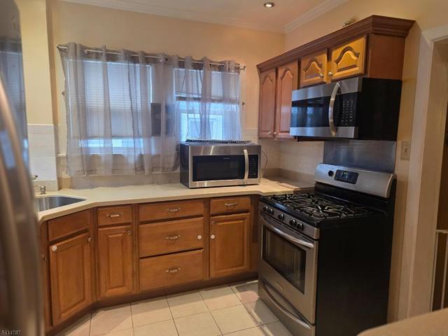 5 Roosevelt Ave, East Orange, NJ 07017 | MLS #4012 | Compass