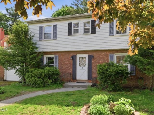5 Rosemont Street